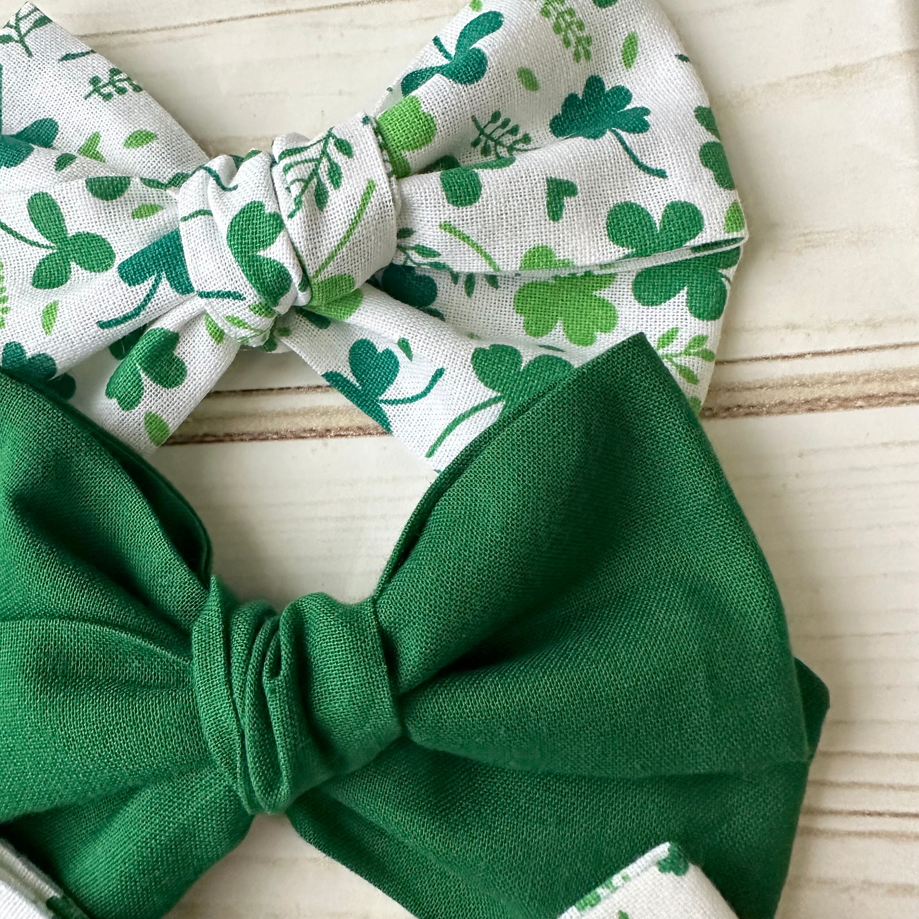 St Patricks Day Hair Bow, Clover Bow, Shamrock Bow, Kelly Green Hair ...