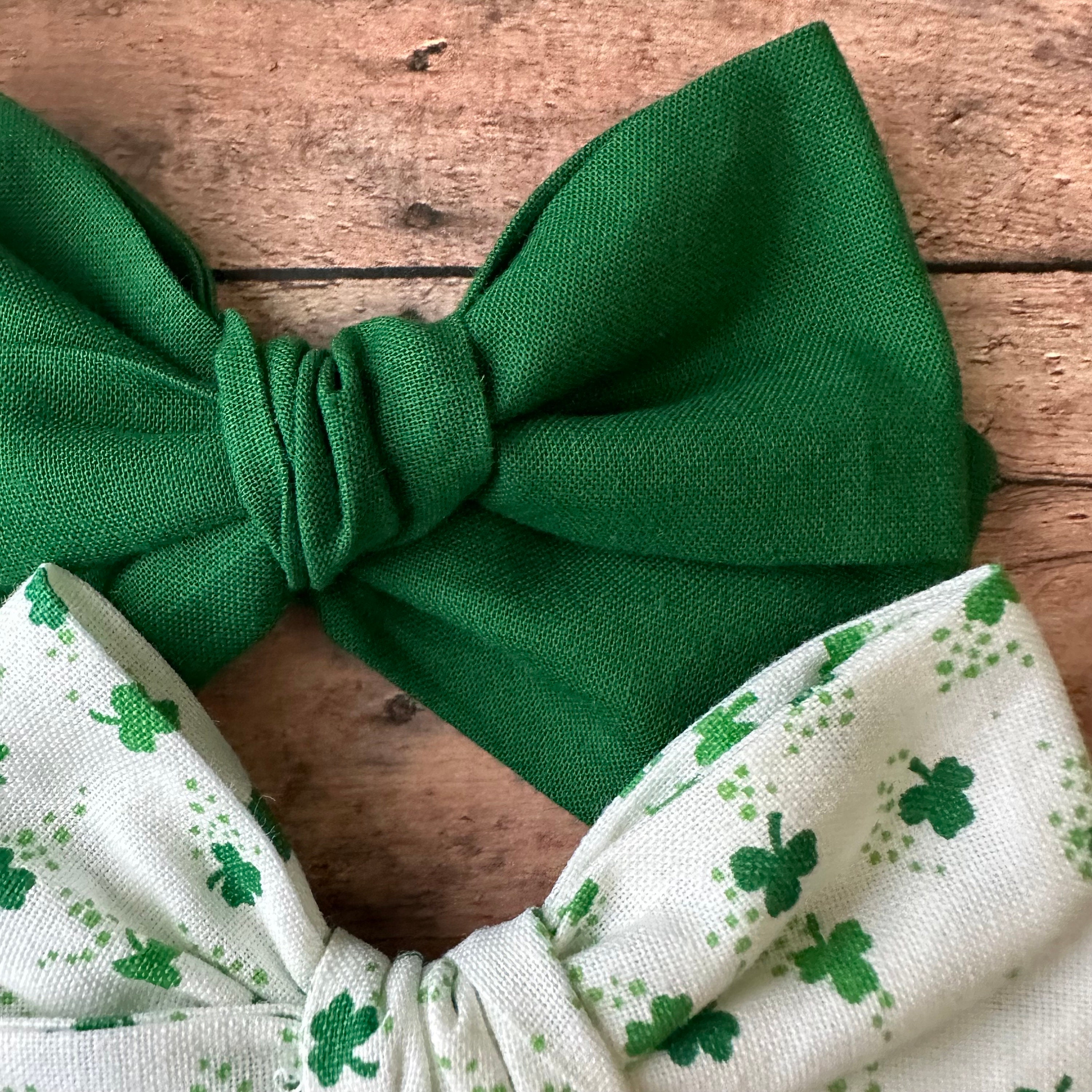 St Patricks Day Hair Bow, Clover Bow, Shamrock Bow, Kelly Green Hair ...