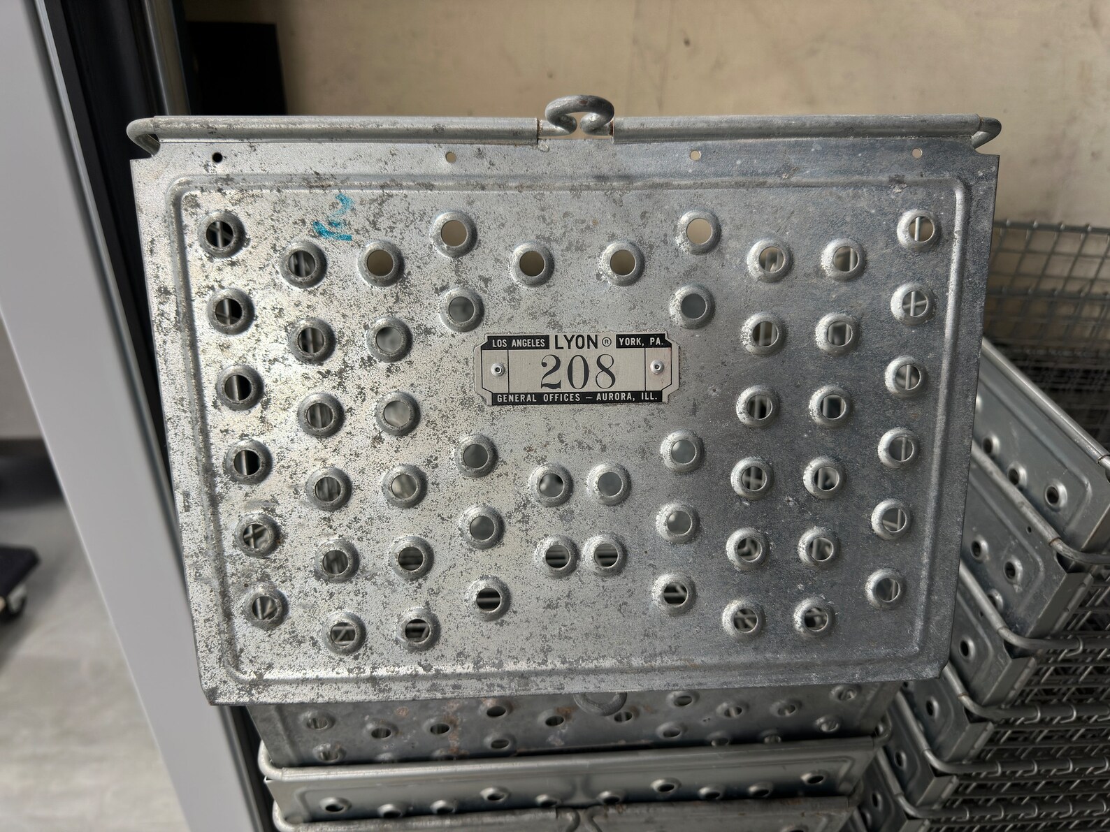 4 Vintage LYON Wire Industrial Locker Room Gym Baskets/bins Grade B ...