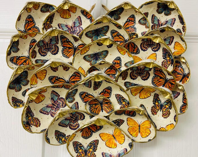 Clam Shell Heart Mosaic - Butterflies - Etsy