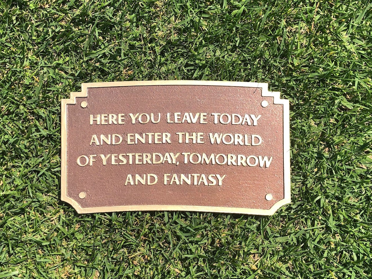 Disneyland Entrance Bridge Inspired Sign - Etsy