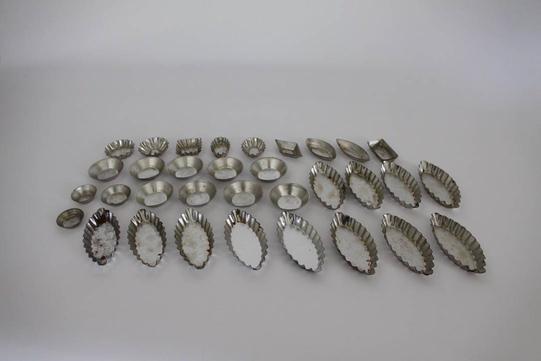 Vintage French Tart Tins, Set of 33 Molds, Metal Baking Forms ...