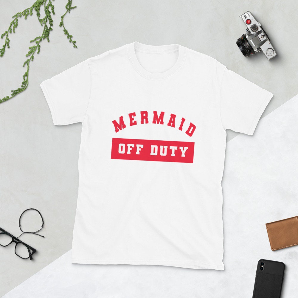 Meghan Markle - Mermaid off Duty- Duchess of Sussex Short-sleeve Unisex ...