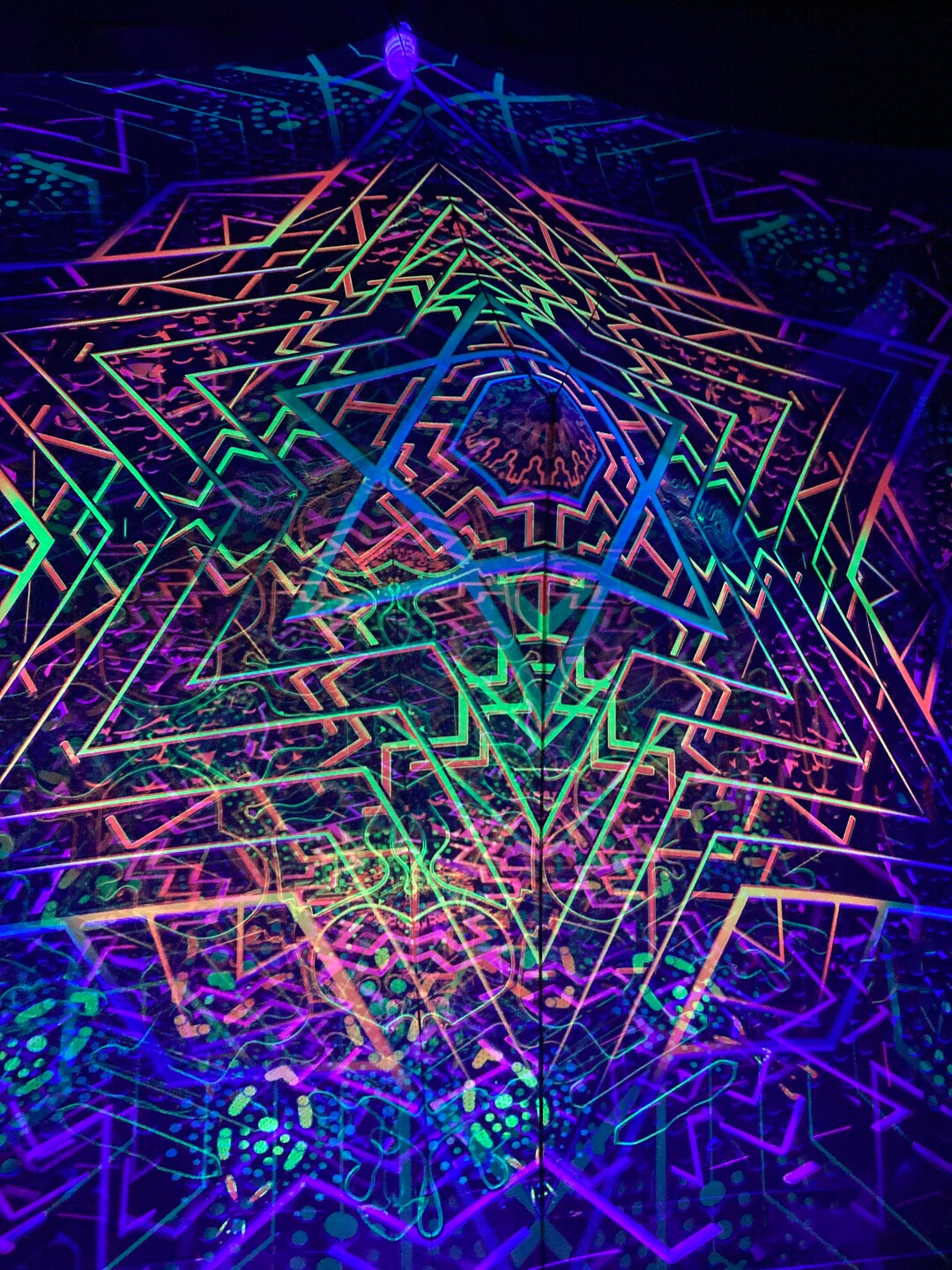 Metatron Sacred Geometry UV Tapestry, Blacklight Satin Print + Mesh ...
