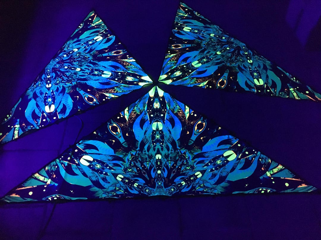 Black Light UV Reactive Triangle for DJ Stage, Psychedelic Party ...