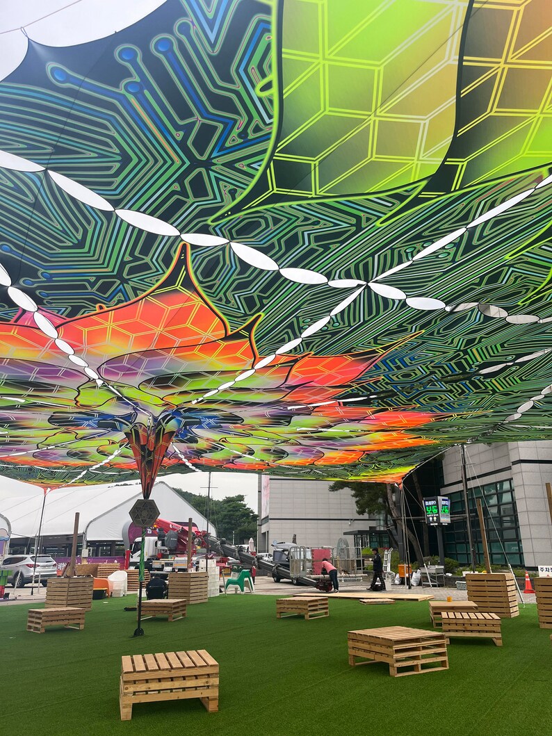 UV Reactive Festival Canopy Set - Giant Psychedelic Stage Decor 35m UV ...