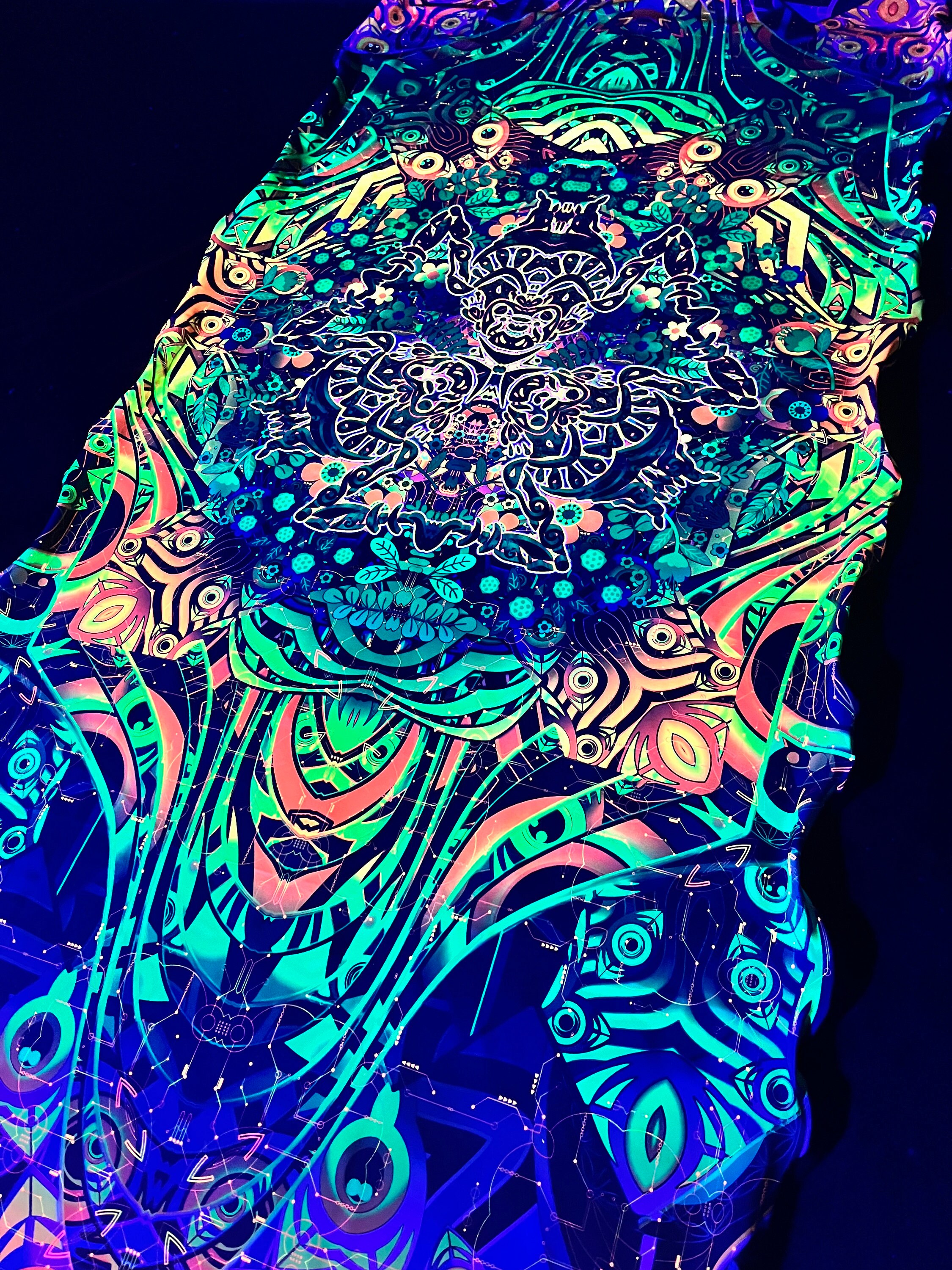 Trippy Shamanic Circle Wall Art – Neon Psytrance Lycra Fabric - Etsy