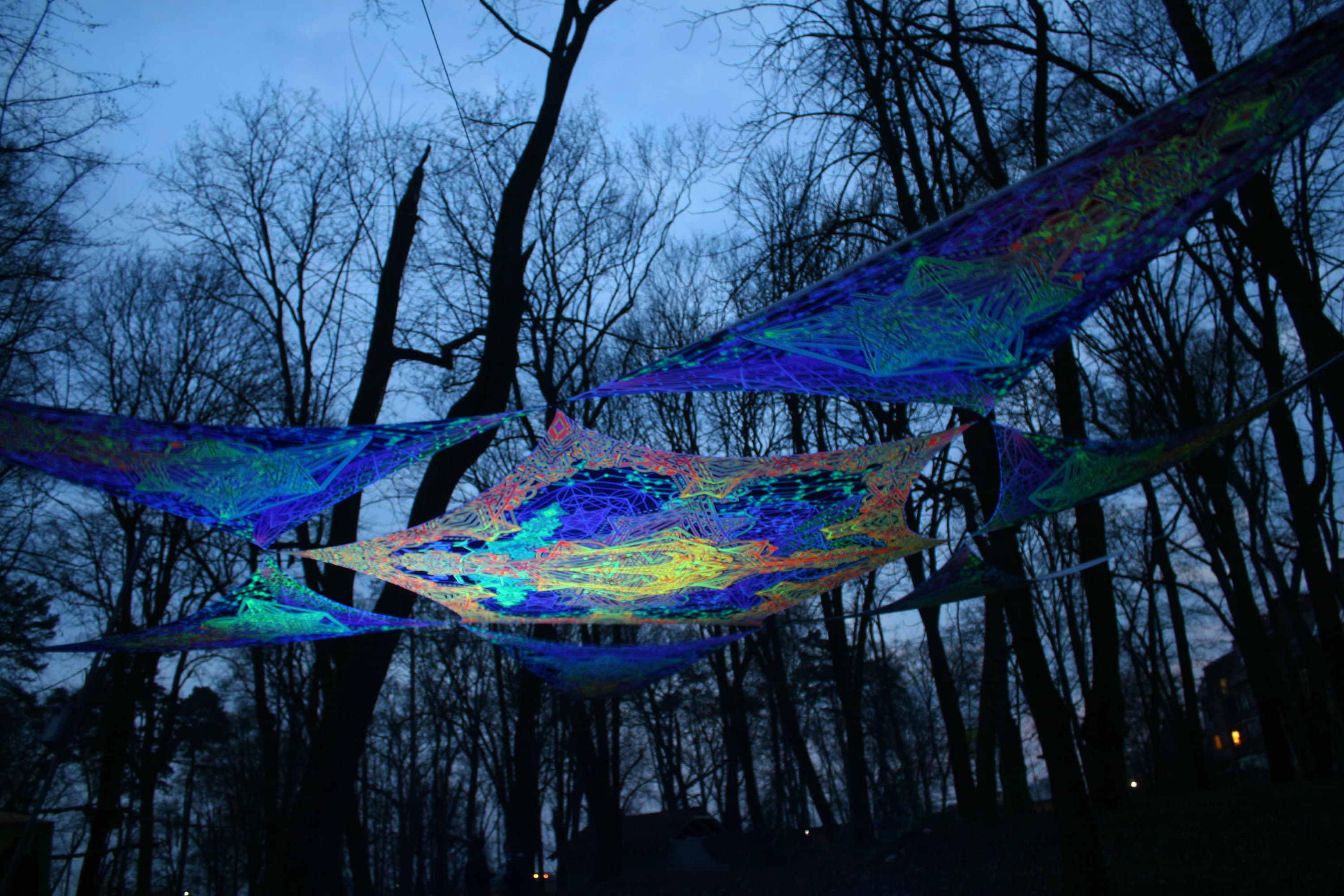 Uv-reactive Psychedelic Canopy, Trippy Festival Decor, 10 M Ceiling ...