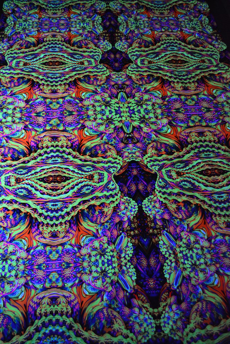 Uv-reactive Backdrop Mandelbulb Fractal Psychedelic Tapestry Wall ...