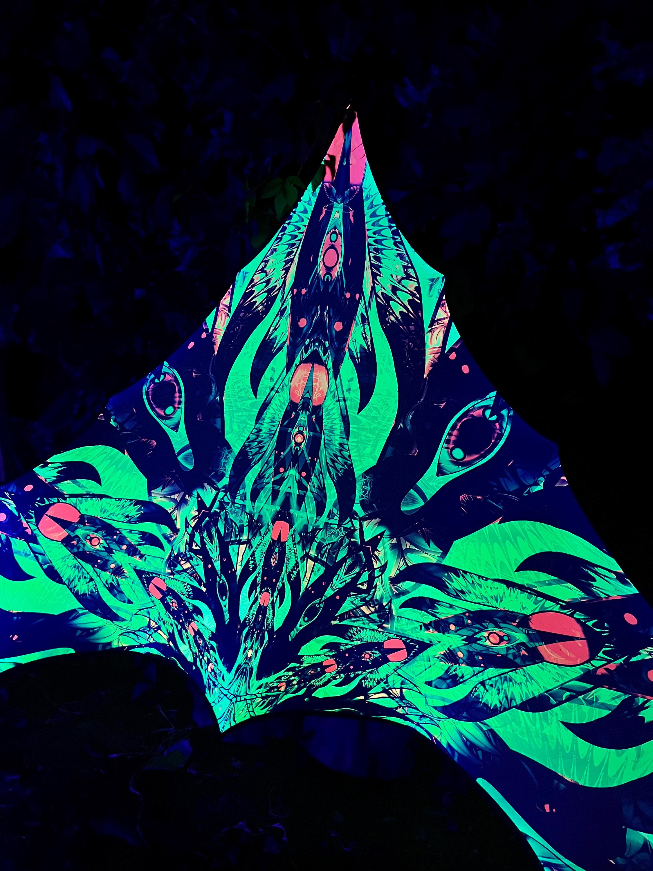 UV Reactive Triangle Tapestry, Fluorescent Green, Psychedelic Party ...