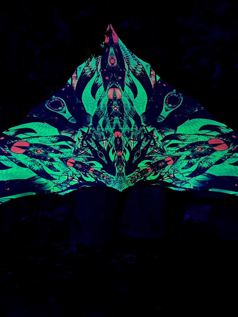 UV Reactive Triangle Tapestry, Fluorescent Green, Psychedelic Party ...