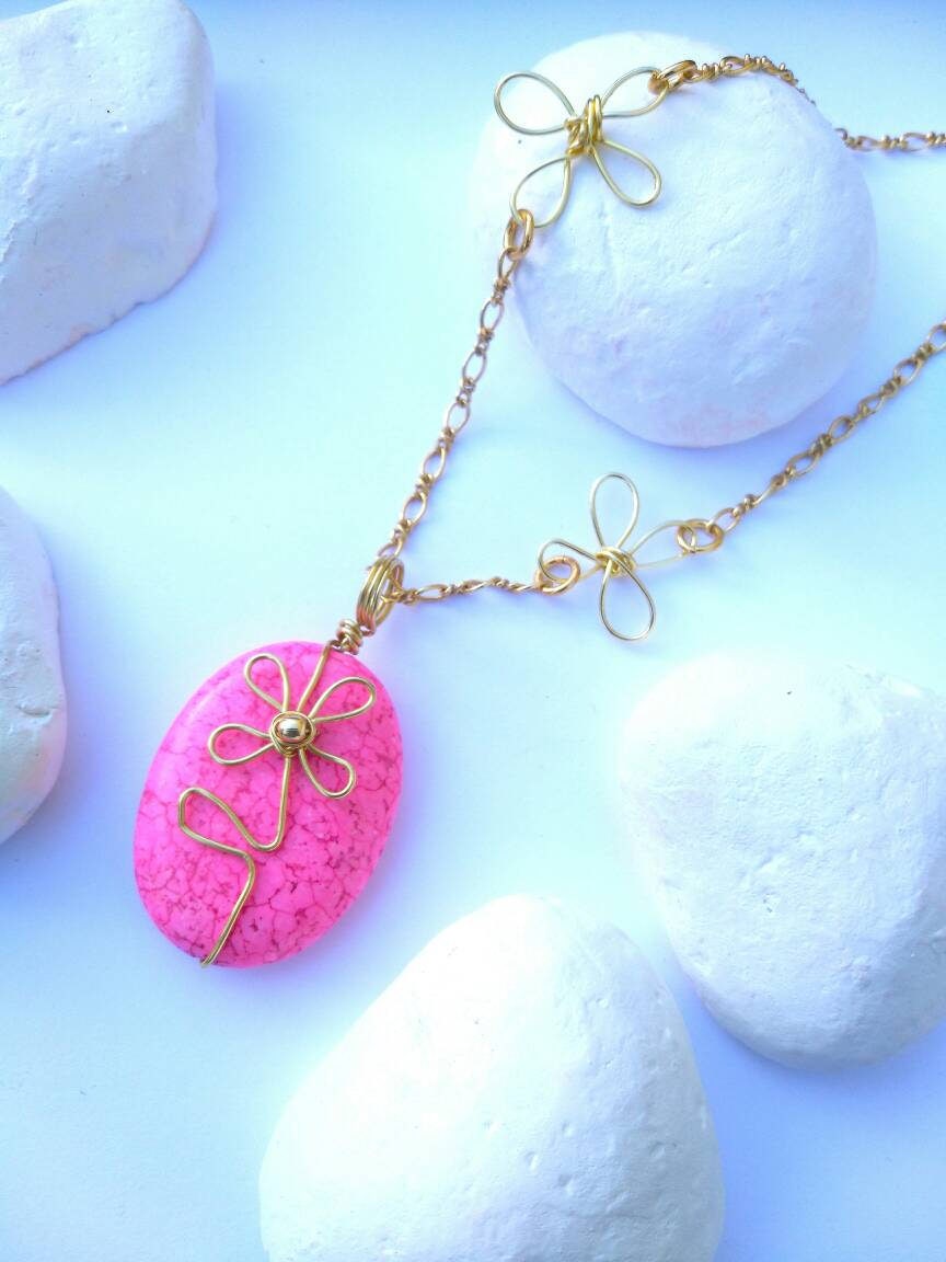 Gold Flower Necklace Pink Magnesite Pendant Flower Wirework - Etsy UK