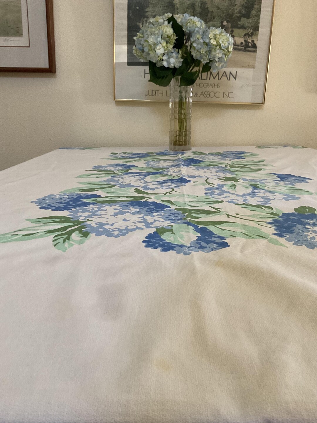 Vintage Tablecloth / Blue Hydrangeas and Leaves - Etsy