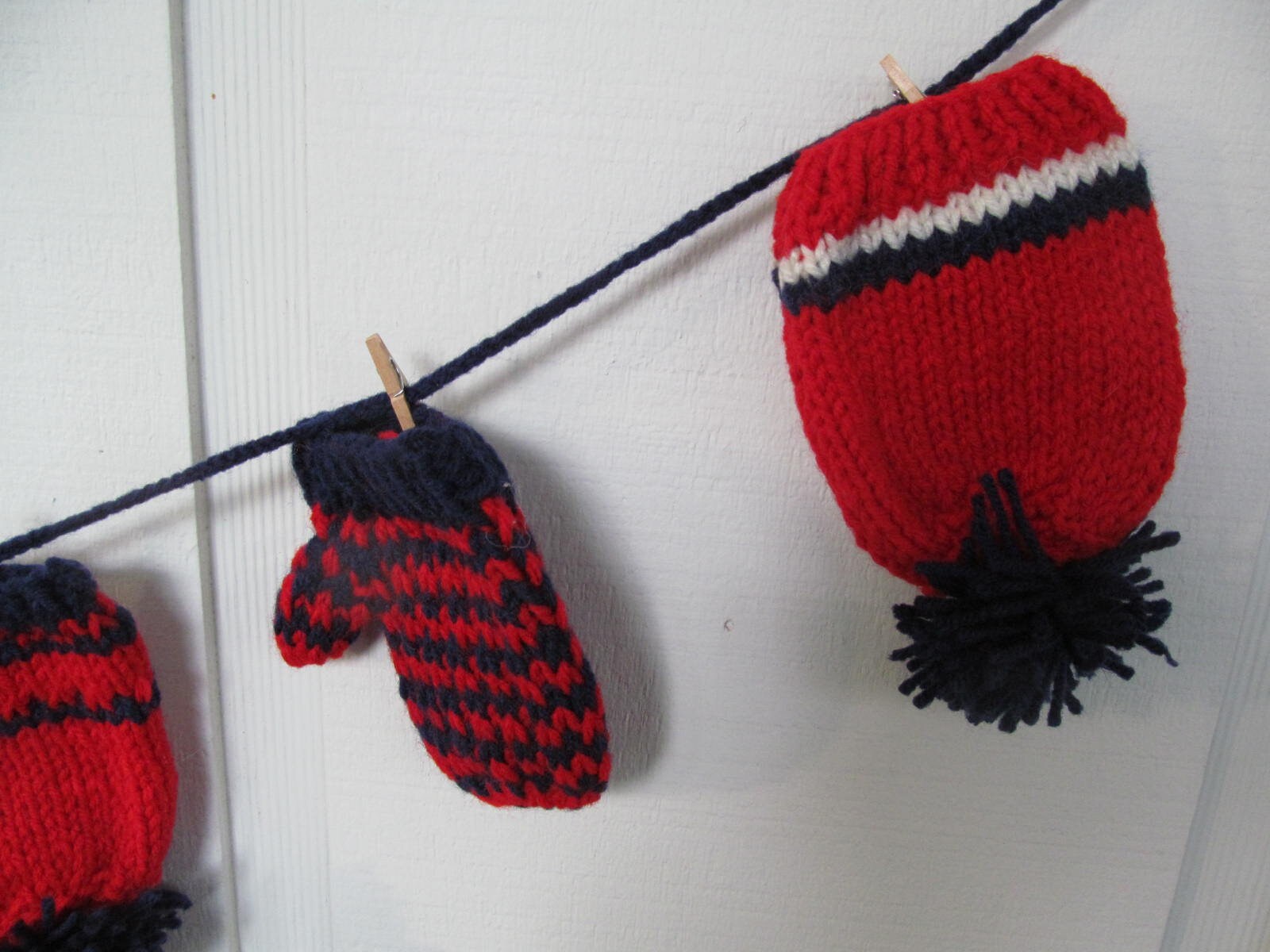 Adorable Mitten and Hat Garland Banner Choice of Colors - Etsy