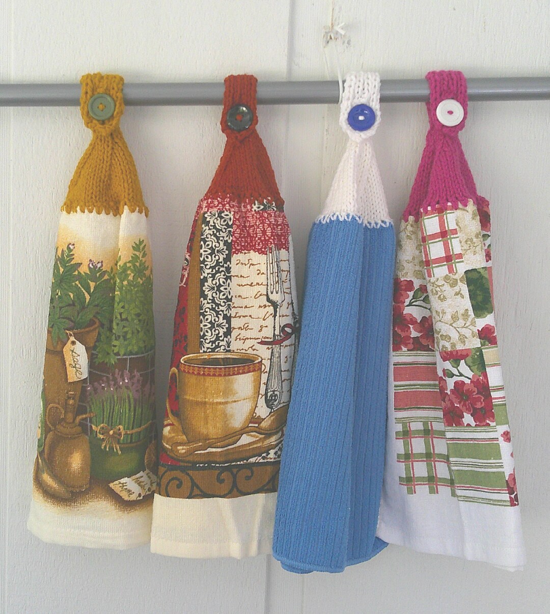 Hanging Kitchen Towel Set - Two-pieces - Double Towel, Knitted Strap ...