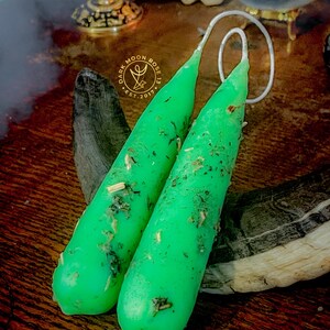 King Clauneck Ritual Candle | 100% Beeswax Hand Dipped - Etsy