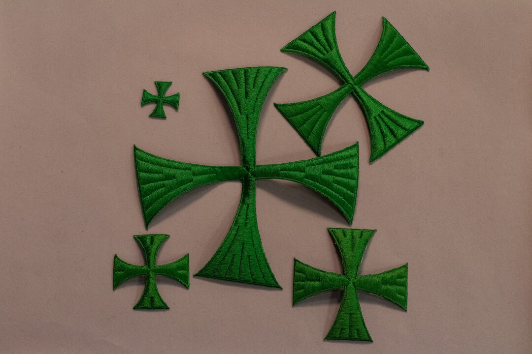 Green Cross Iron on Greek Patee Style Applique - Etsy