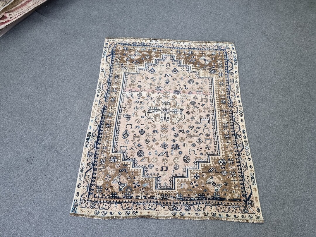 Antique 4x5 Shiraz Rug / Square Shiraz Rug/ 4x5 Square Persian Rug/ Low ...