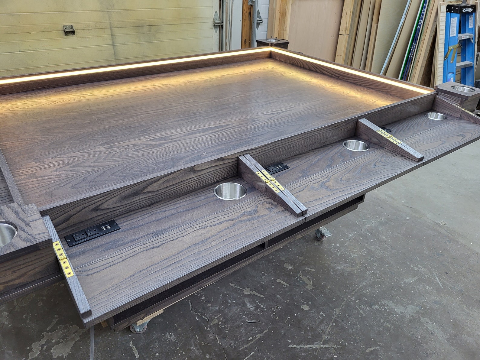 Wargaming Table With 8 Fold Out Player Stations & Integrated Power ...