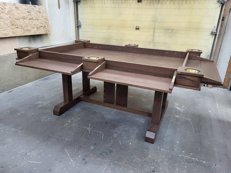 Dungeons & Dragons Board Game Table With Six Fold Down Player Stations ...