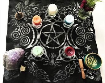 Wiccan altar | Etsy