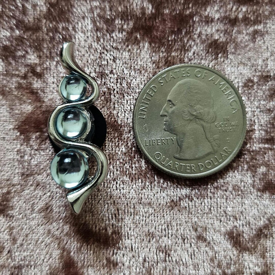 GOTH CLOGS "whimsi Blue Gems" Silver-toned Metal Clog Charm - Etsy