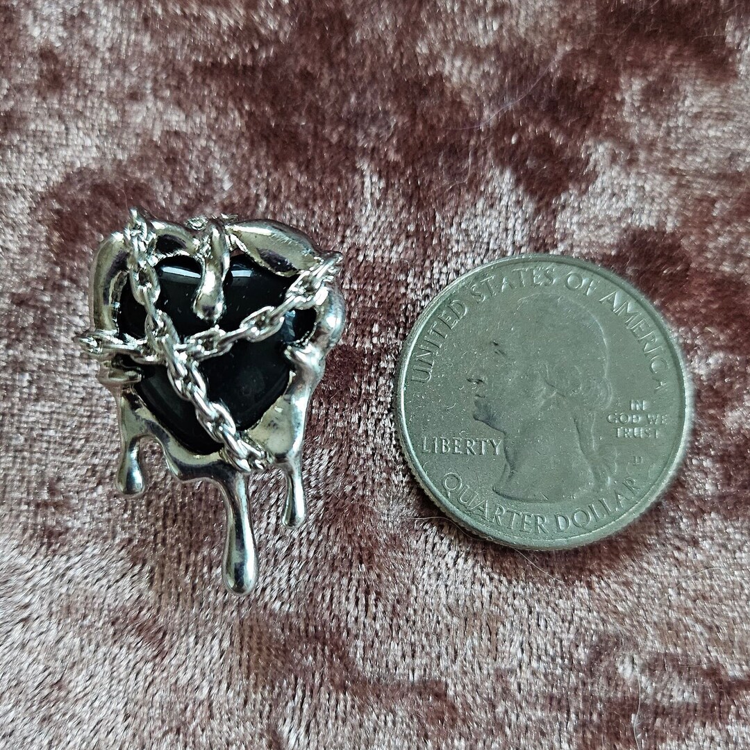 GOTH 'shoe Charm' Silver-toned Metal Chain Dripping Heart Shoe Charm - Etsy