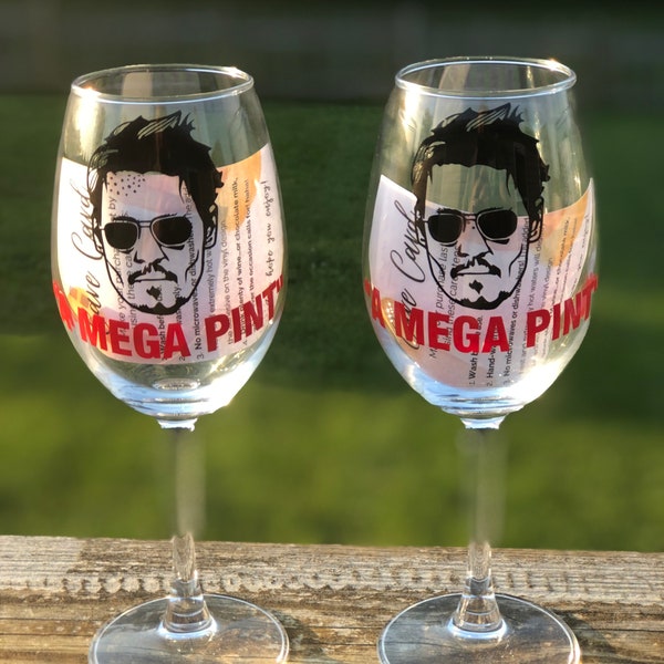 Mega Pint Wine Glass Johnny - Etsy