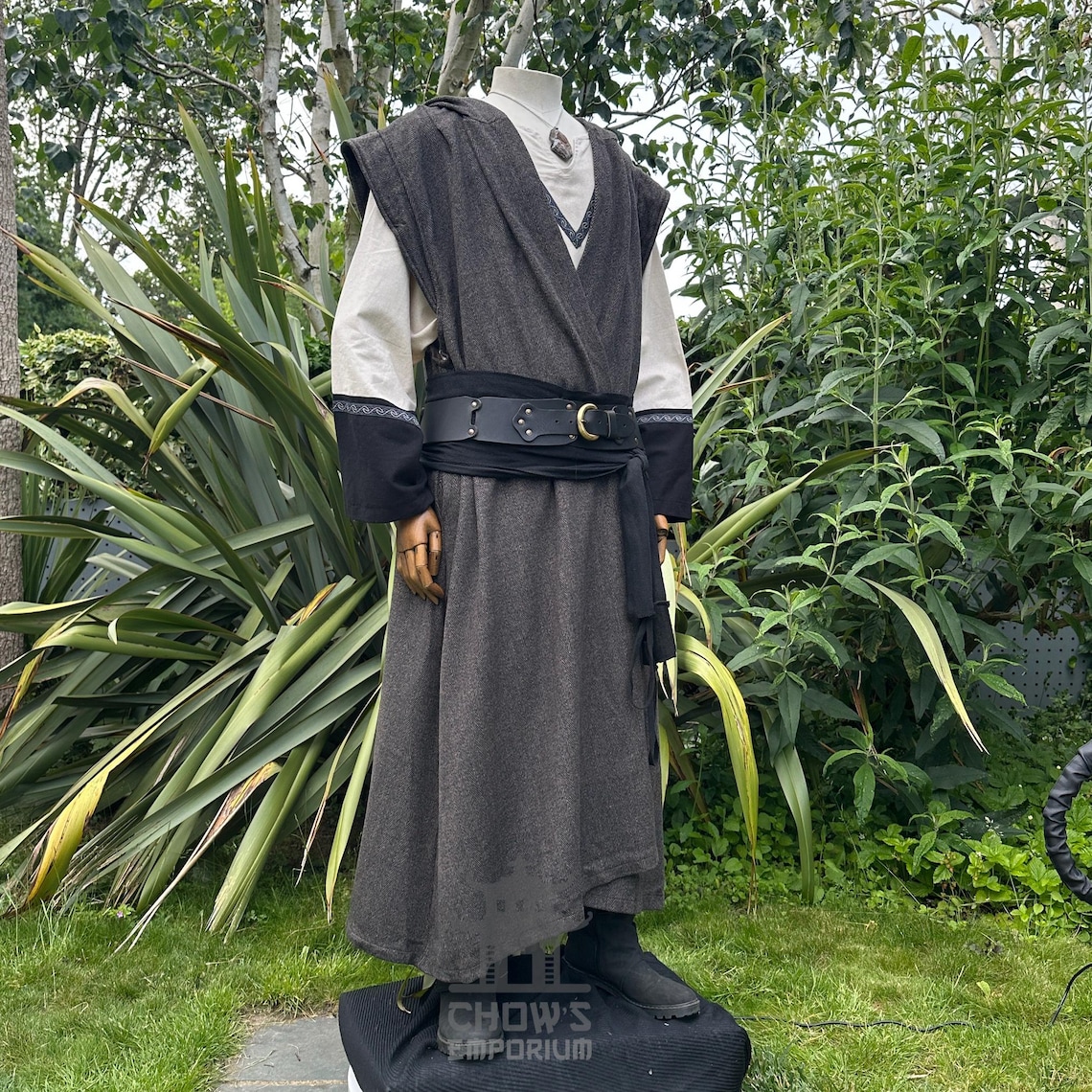 LARP Robe With Hood, Brown Herringbone Wool, Renaissance Faire Hooded ...