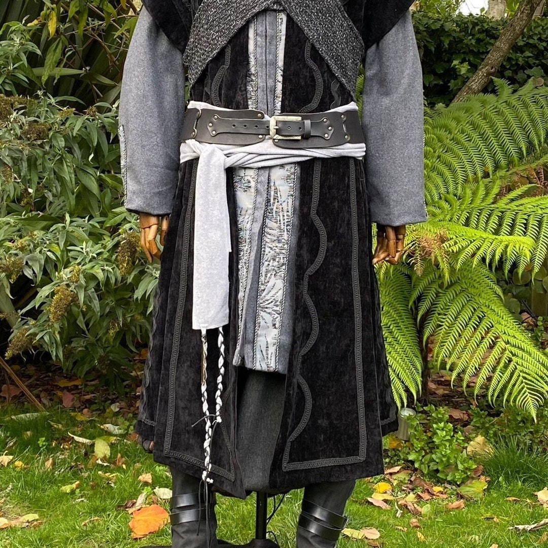 LARP Belt and Sash Set - Black & Light Grey Wool - Buffalo Leather - Etsy