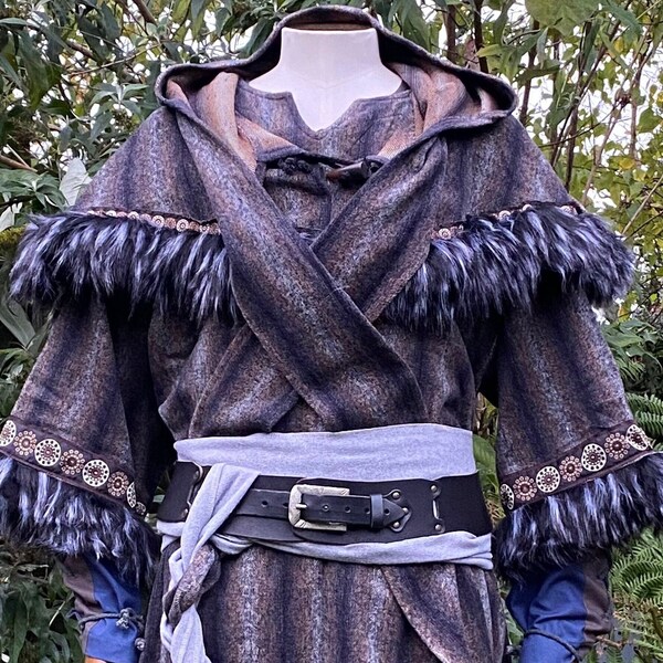 Larp - Etsy UK