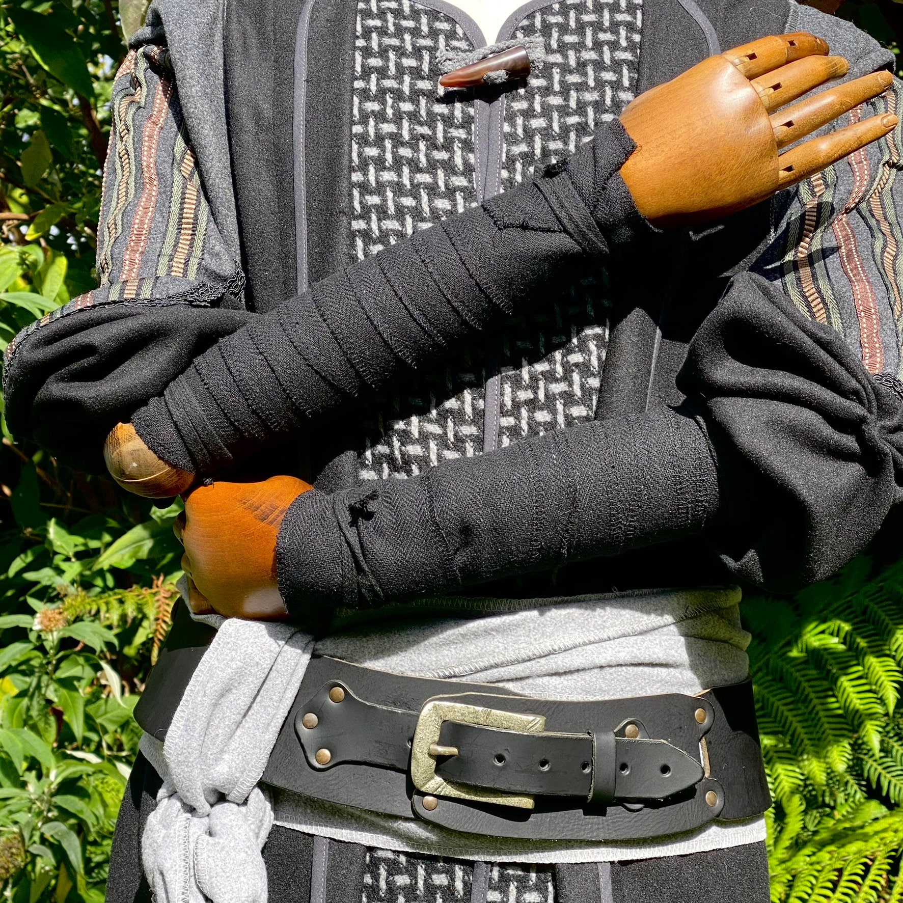 Medieval Arm Wraps Black Herringbone Wool for LARP Cosplay - Etsy
