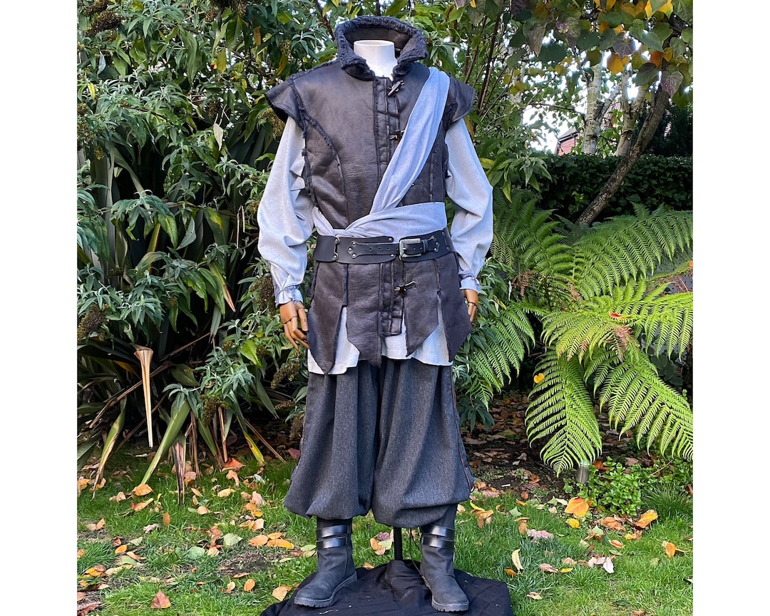 Medieval Dark Hunter LARP Outfit, 4 Pcs, Rogue, Warlock, Mage, Wizard ...