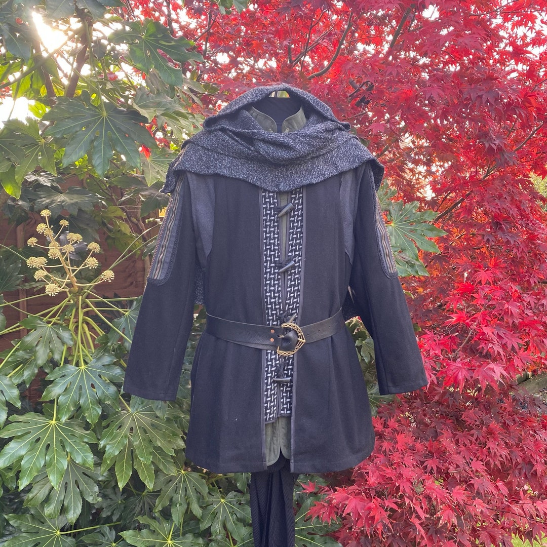 Basic LARP Outfit - 2 Pieces | Tunic & Hood | for Medieval, Viking ...