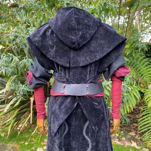 Medieval Arm Wraps - Red Herringbone Wool Mixture - Etsy