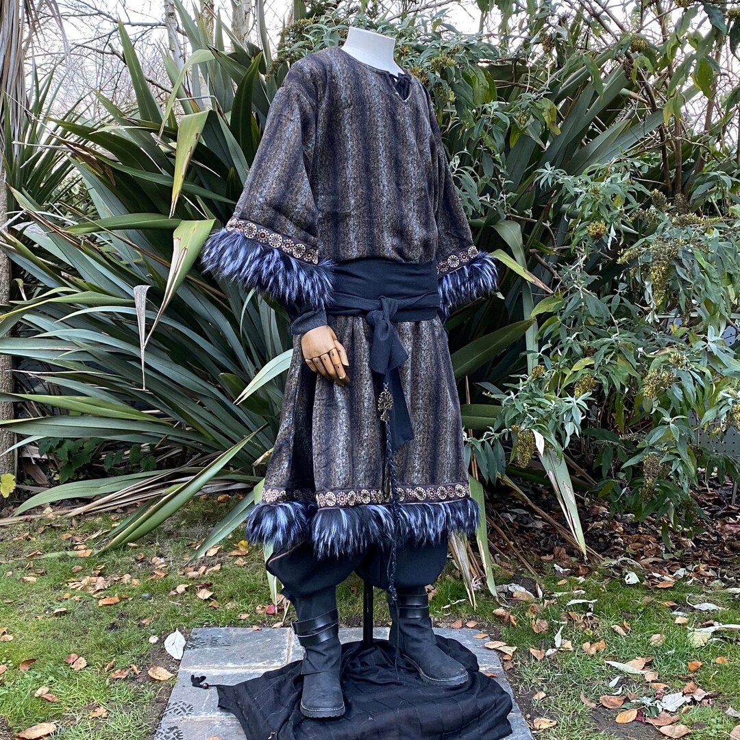 LARP Basic Outfit 2 Pieces: Grey & Black Mohair Fur Trimmed Tunic and ...