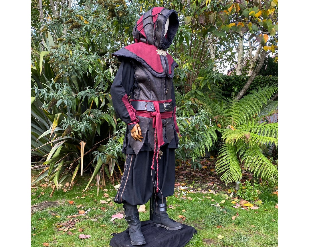 Demon Hunter Outfit - 5 Pieces | Hood, Waistcoat, Shirt, Belt, Sash ...