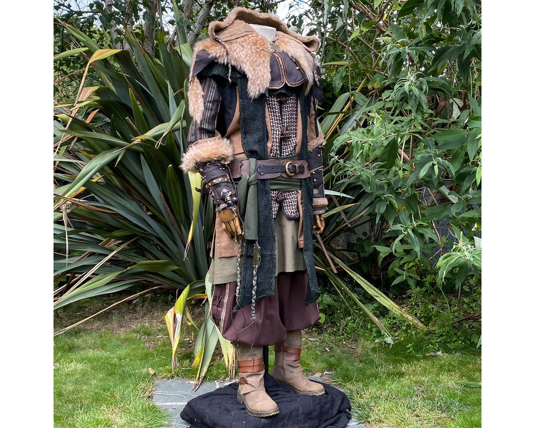 Druid of Middle Earth LARP Outfit 8 Pieces Jacket, Hood, Vambraces ...
