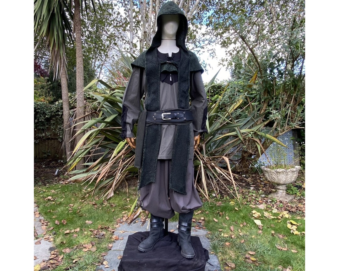 LARP Basic Outfit, 4 Pieces, Shirt, Hood, Pants and Sash, Green & Black ...