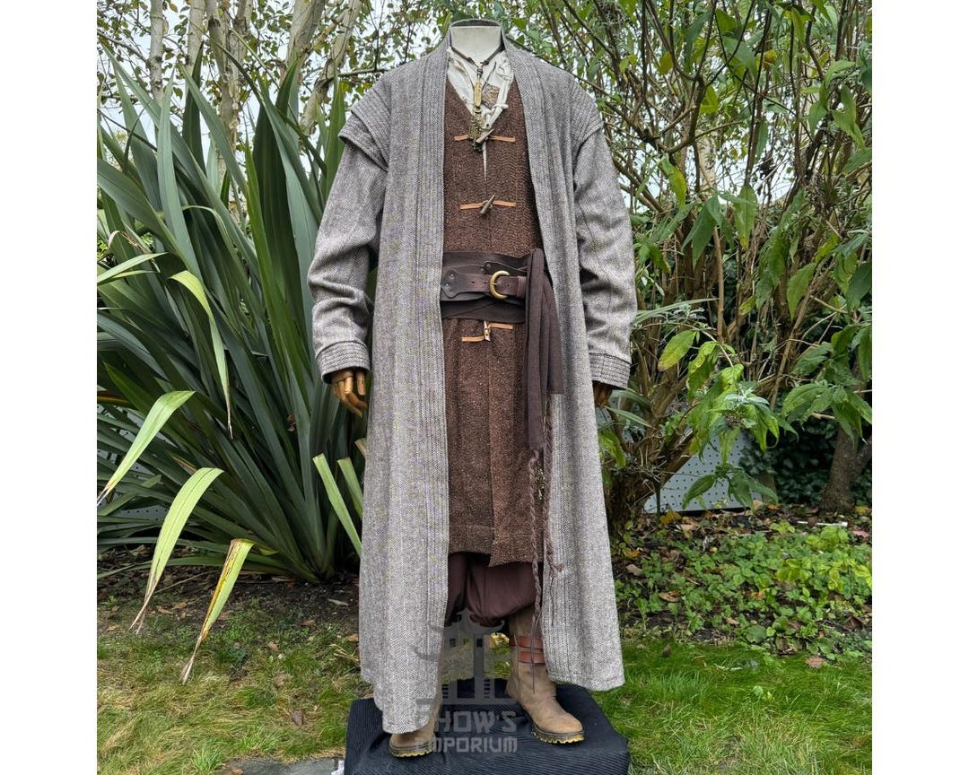 Apprentice Robe - Brown | for LARP, Paladin, Knight, Rogue, Force ...