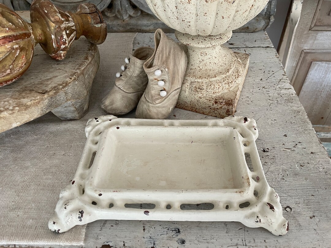 French Antique Spittoon// Vintage White Cast Iron Spittoon// French ...