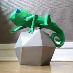 Chameleon Papercraft Sculpture, Printable 3D Puzzle, Papercraft Pdf ...
