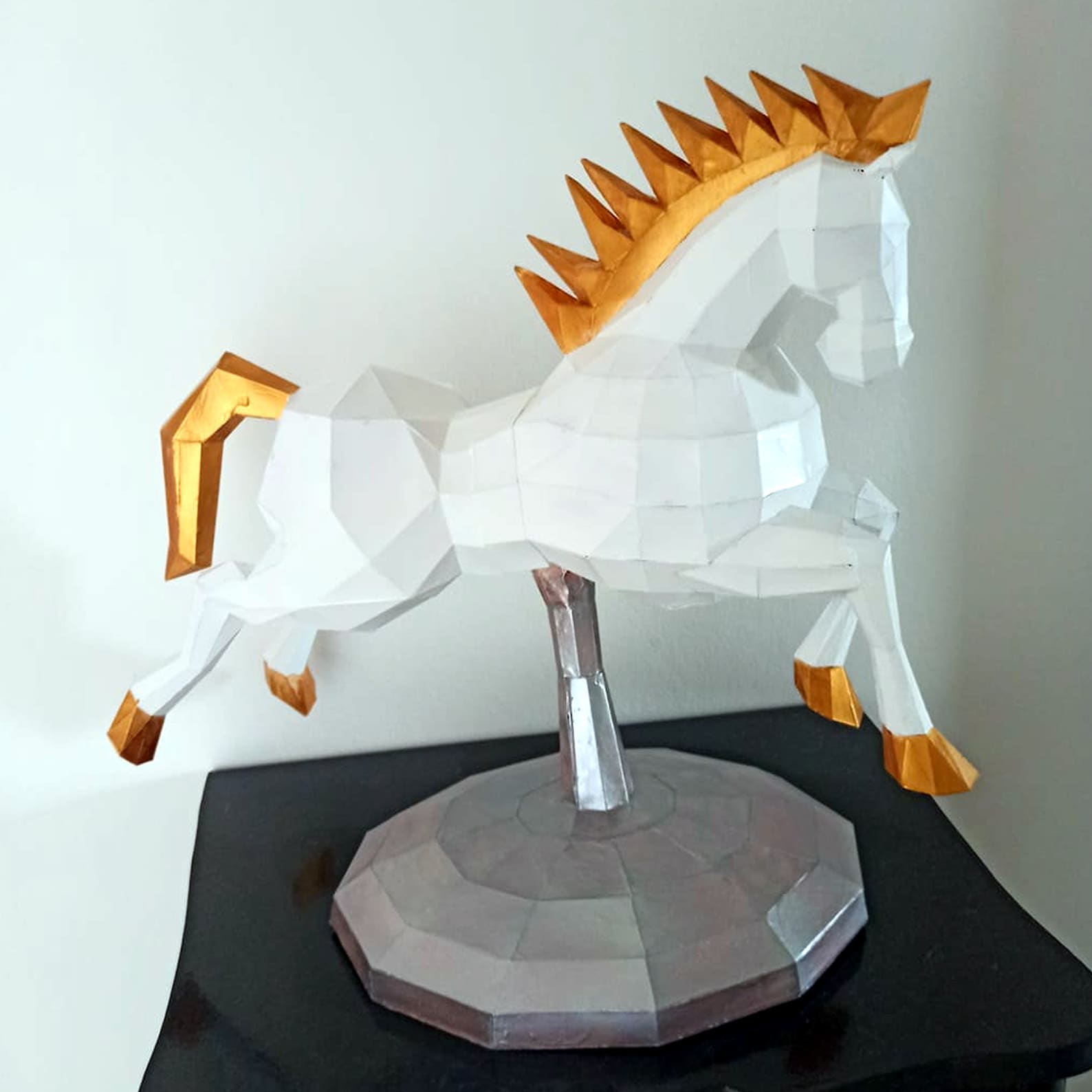 Carousel Horse Papercraft Sculpture, Printable 3D Puzzle, Papercraft ...