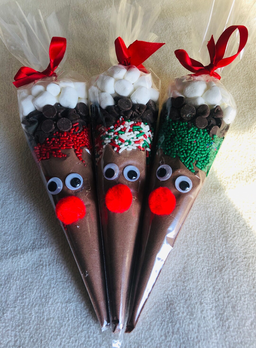 Set of (6) Reindeer Hot Cocoa Cone, Christmas Party Favor, Hot ...