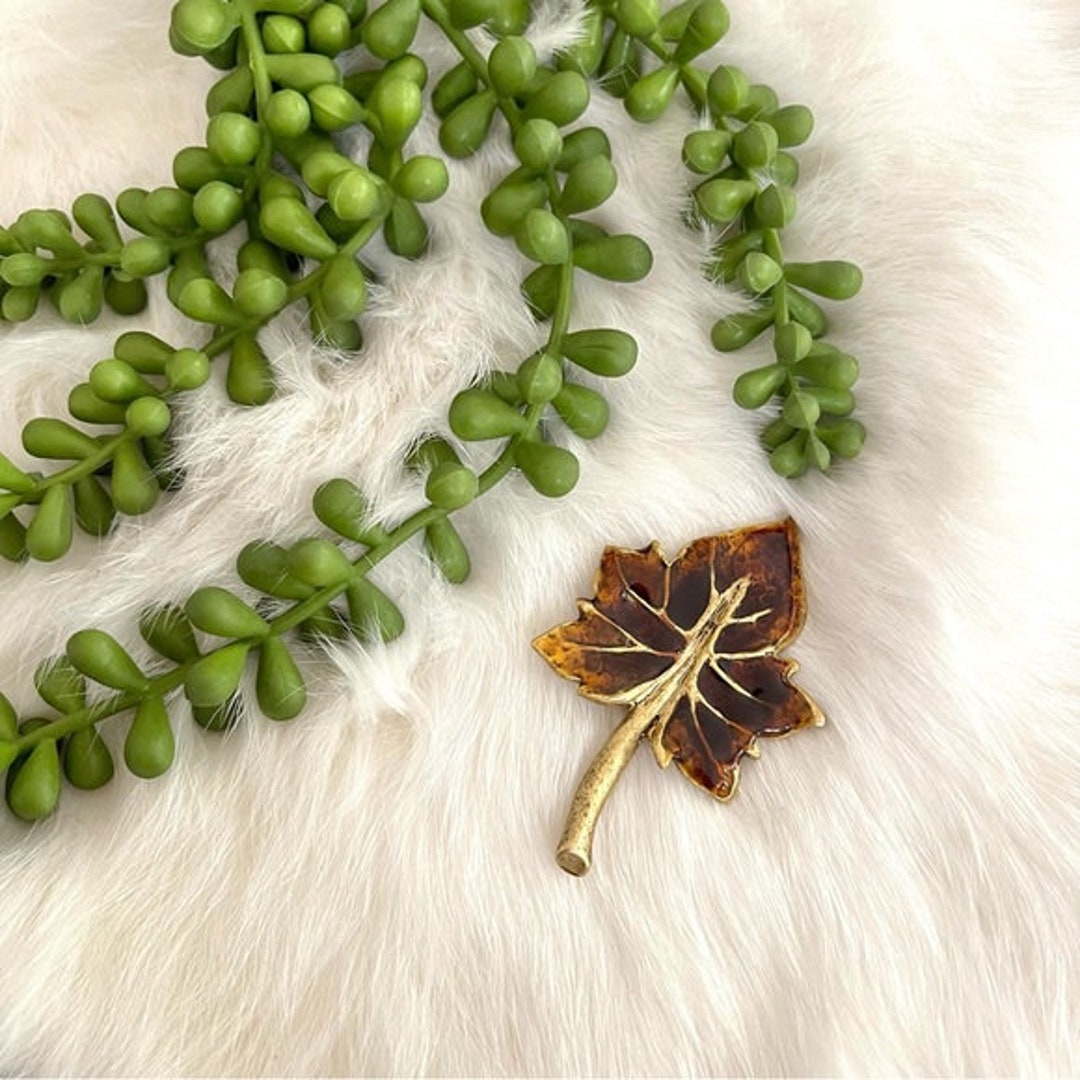 Vintage Maple Leaf Brooch Pin Brown Gold Tone Perfect for Fall! - Etsy