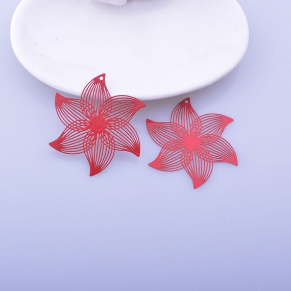 2 Round Prints Filigree Red Flower 45 X 45 Mm Metal - Etsy
