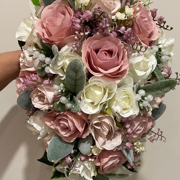 Teardrop Bouquet - Etsy