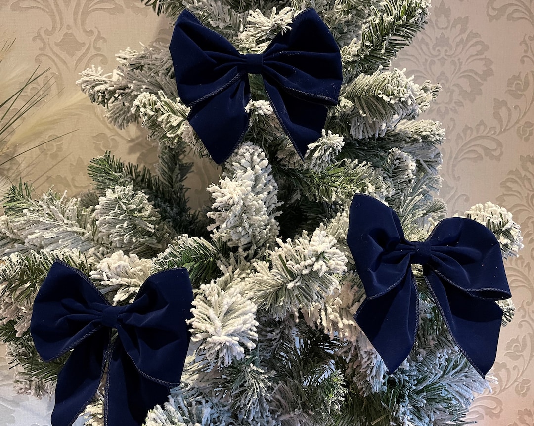Christmas Tree Bows 6" Inches Wide. Luxury Navy Blue Velvet Wired ...