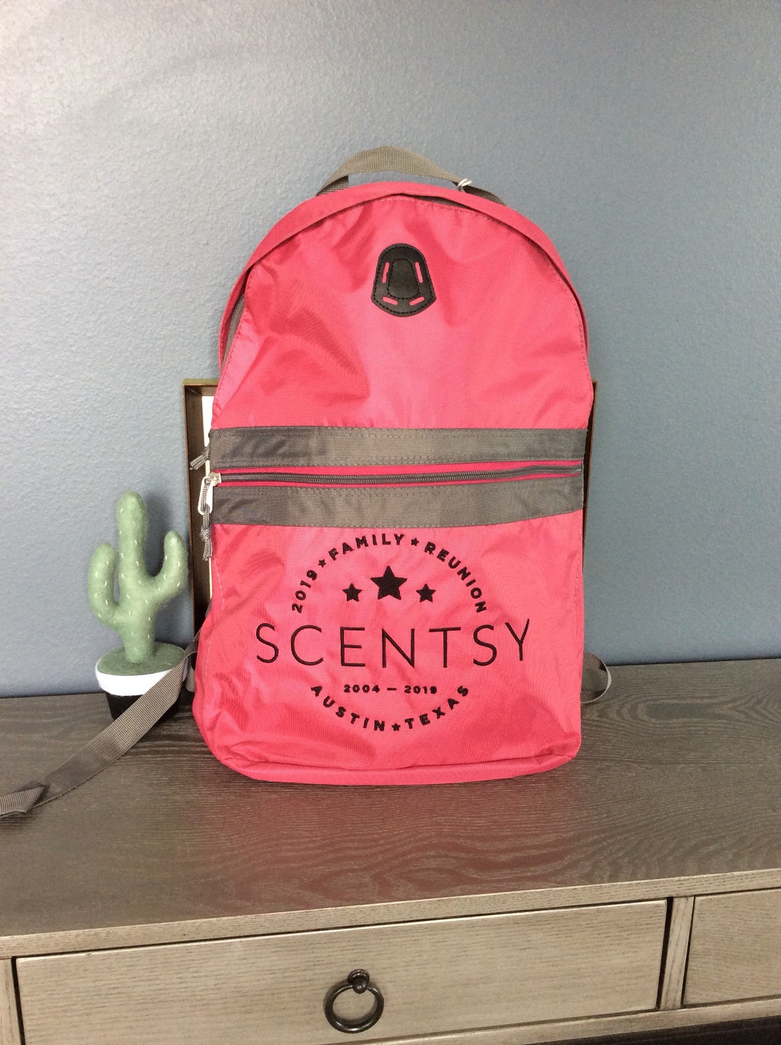 Authorized Scentsy Vendor Consultant FAMILY REUNION Backpack On-the-go ...