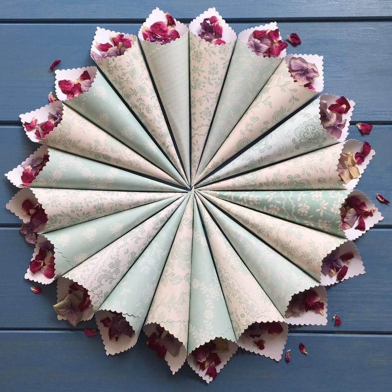 Green Confetti Cones Wedding Cones Paper Cones Flower | Etsy